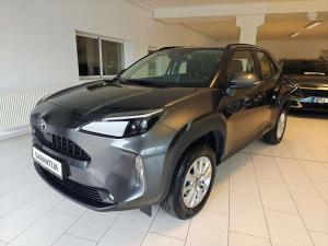 Pelēks Toyota Yaris Cross 2025 Šauļi, ar dzinēja tilpumu 1.49 L un nobraukumu 32 tūkst. km par 24200 €, foto 4 vietnē AUTOMOTO.COM.LV