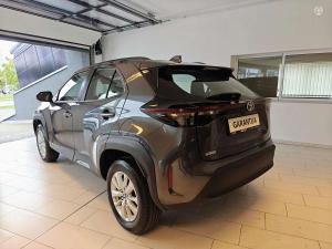 Pelēks Toyota Yaris Cross 2025 Šauļi, ar dzinēja tilpumu 1.49 L un nobraukumu 32 tūkst. km par 24200 €, foto 6 vietnē AUTOMOTO.COM.LV