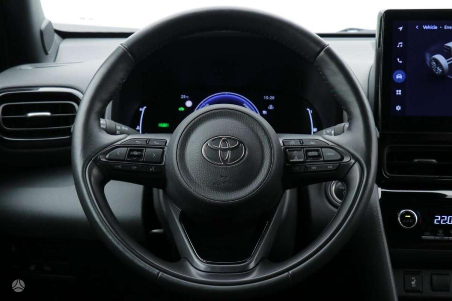 Серый Тойота Yaris Cross 2025 в Вильнюс, объемом двигателя 1.49 л и пробегом 26 тыс. км за 24990 €, фото 14 на AUTOMOTO.COM.LV