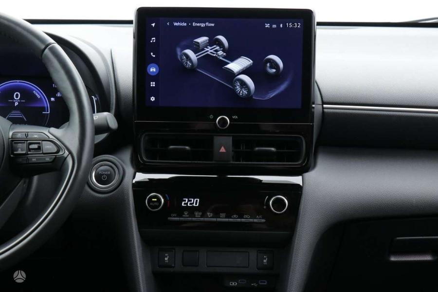 Серый Тойота Yaris Cross 2025 в Вильнюс, объемом двигателя 1.49 л и пробегом 26 тыс. км за 24990 €, фото 16 на AUTOMOTO.COM.LV