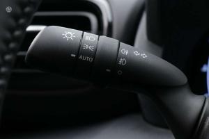 Серый Тойота Yaris Cross 2025 в Вильнюс, объемом двигателя 1.49 л и пробегом 26 тыс. км за 24990 €, фото 24 на AUTOMOTO.COM.LV
