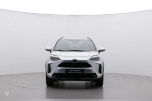 Grey Toyota Yaris Cross 2025 in Vilnius, with an engine capacity of 1.49 L and mileage of 25 thousand km for 26990 €, photo 7 on AUTOMOTO.COM.LV