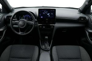 Grey Toyota Yaris Cross 2025 in Vilnius, with an engine capacity of 1.49 L and mileage of 25 thousand km for 26990 €, photo 8 on AUTOMOTO.COM.LV