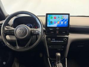 Grey Toyota Yaris Cross 2025 in Kaunas, with an engine capacity of 1.49 L and mileage of 32 thousand km for 25500 €, photo 10 on AUTOMOTO.COM.LV