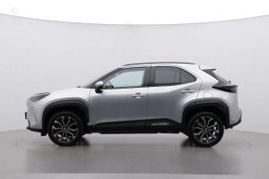 Grey Toyota Yaris Cross 2025 in Vilnius, with an engine capacity of 1.49 L and mileage of 27 thousand km for 26900 €, photo 5 on AUTOMOTO.COM.LV