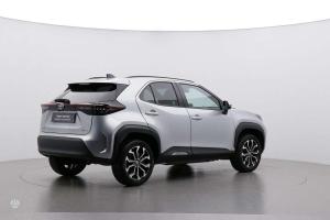 Pelēks Toyota Yaris Cross 2025 Viļņa, ar dzinēja tilpumu 1.49 L un nobraukumu 20 tūkst. km par 25900 €, foto 4 vietnē AUTOMOTO.COM.LV