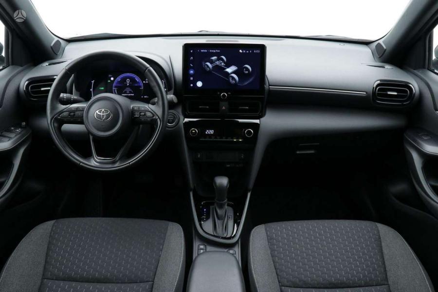 Pelēks Toyota Yaris Cross 2025 Viļņa, ar dzinēja tilpumu 1.49 L un nobraukumu 20 tūkst. km par 25900 €, foto 8 vietnē AUTOMOTO.COM.LV
