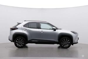 Pelēks Toyota Yaris Cross 2025 Viļņa, ar dzinēja tilpumu 1.49 L un nobraukumu 20 tūkst. km par 25900 €, foto 18 vietnē AUTOMOTO.COM.LV