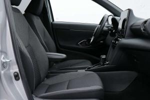 Pelēks Toyota Yaris Cross 2025 Viļņa, ar dzinēja tilpumu 1.49 L un nobraukumu 22 tūkst. km par 26990 €, foto 10 vietnē AUTOMOTO.COM.LV