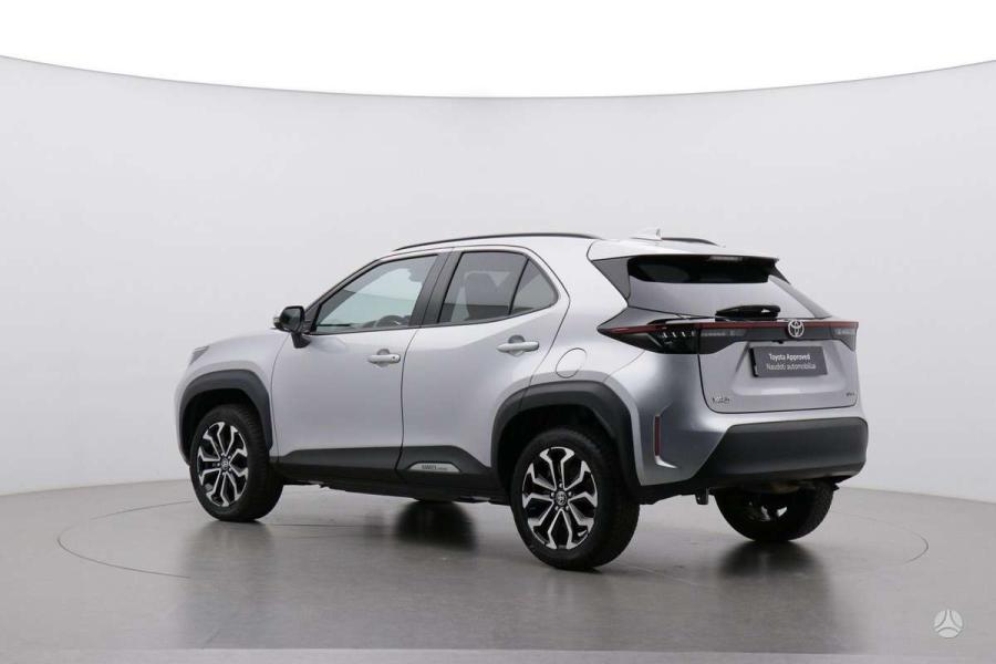 Pelēks Toyota Yaris Cross 2025 Viļņa, ar dzinēja tilpumu 1.49 L un nobraukumu 22 tūkst. km par 26990 €, foto 19 vietnē AUTOMOTO.COM.LV