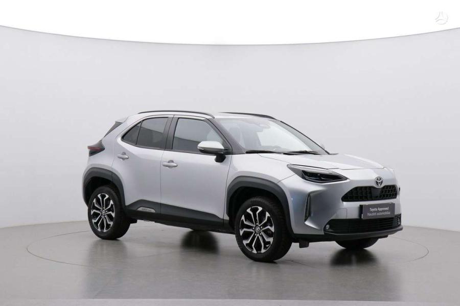 Pelēks Toyota Yaris Cross 2025 Viļņa, ar dzinēja tilpumu 1.49 L un nobraukumu 22 tūkst. km par 26990 €, foto 20 vietnē AUTOMOTO.COM.LV