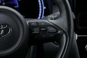 Pelēks Toyota Yaris Cross 2025 Viļņa, ar dzinēja tilpumu 1.49 L un nobraukumu 22 tūkst. km par 26990 €, foto 27 vietnē AUTOMOTO.COM.LV