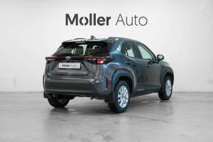 Серый Тойота Yaris Cross 2025 в Вильнюс, объемом двигателя 1.50 л и пробегом 32 тыс. км за 23900 €, фото 4 на AUTOMOTO.COM.LV