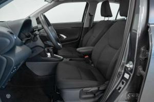 Серый Тойота Yaris Cross 2025 в Вильнюс, объемом двигателя 1.50 л и пробегом 32 тыс. км за 23900 €, фото 8 на AUTOMOTO.COM.LV