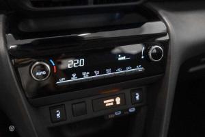 Серый Тойота Yaris Cross 2025 в Вильнюс, объемом двигателя 1.50 л и пробегом 32 тыс. км за 23900 €, фото 15 на AUTOMOTO.COM.LV