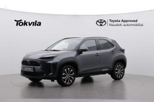 Pelēks Toyota Yaris Cross 2025 Viļņa, ar dzinēja tilpumu 1.49 L un nobraukumu 25 tūkst. km par 26900 €, foto  vietnē AUTOMOTO.COM.LV