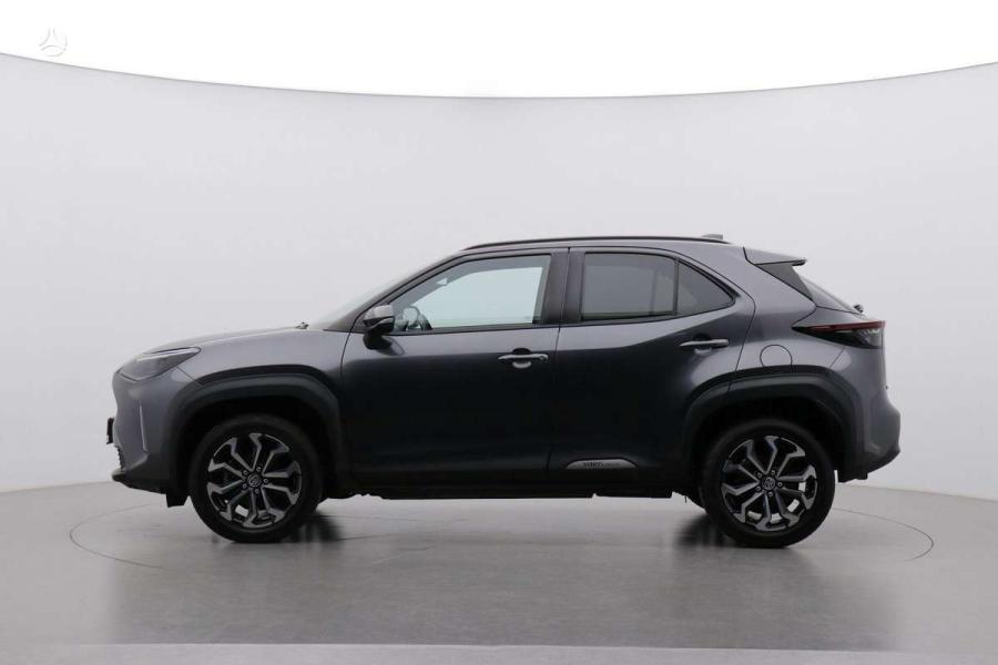 Pelēks Toyota Yaris Cross 2025 Viļņa, ar dzinēja tilpumu 1.49 L un nobraukumu 25 tūkst. km par 26900 €, foto 5 vietnē AUTOMOTO.COM.LV