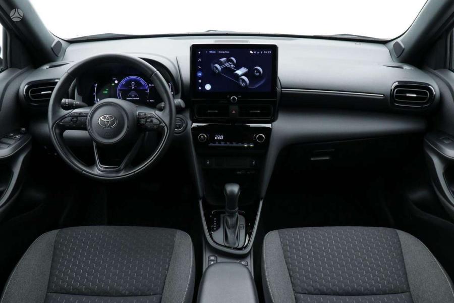 Pelēks Toyota Yaris Cross 2025 Viļņa, ar dzinēja tilpumu 1.49 L un nobraukumu 19 tūkst. km par 25900 €, foto 8 vietnē AUTOMOTO.COM.LV