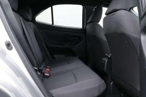 Grey Toyota Yaris Cross 2025 in Vilnius, with an engine capacity of 1.49 L and mileage of 22 thousand km for 26990 €, photo 11 on AUTOMOTO.COM.LV