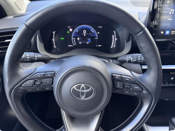 Серый Тойота Yaris Cross 2025 в Авиженяй, объемом двигателя 1.50 л и пробегом 57 тыс. км за 21950 €, фото 9 на AUTOMOTO.COM.LV