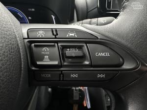 Grey Toyota Yaris Cross 2025 in Avizieniai, with an engine capacity of 1.50 L and mileage of 57 thousand km for 21950 €, photo 13 on AUTOMOTO.COM.LV