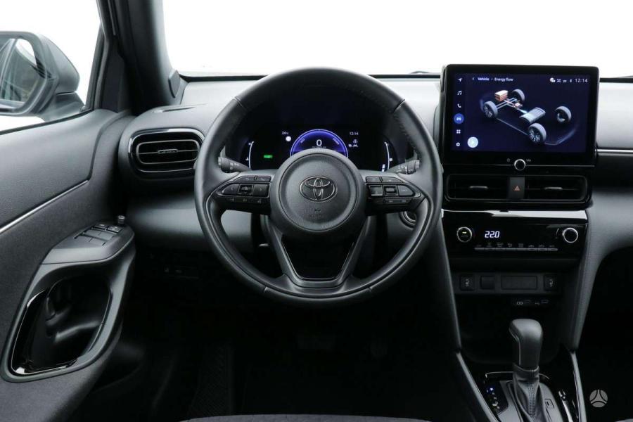 Серый Тойота Yaris Cross 2025 в Вильнюс, объемом двигателя 1.49 л и пробегом 16 тыс. км за 24900 €, фото 9 на AUTOMOTO.COM.LV