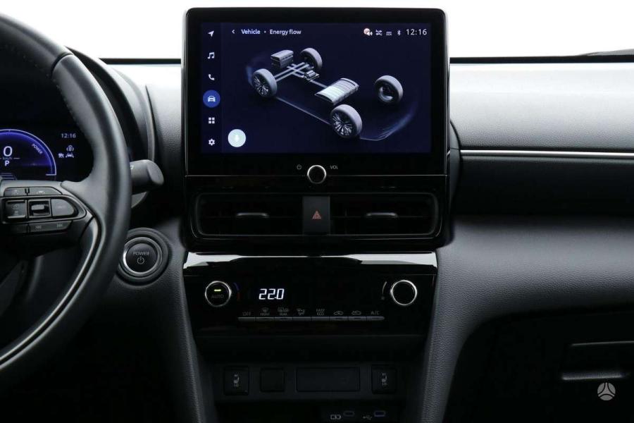 Серый Тойота Yaris Cross 2025 в Вильнюс, объемом двигателя 1.49 л и пробегом 16 тыс. км за 24900 €, фото 16 на AUTOMOTO.COM.LV