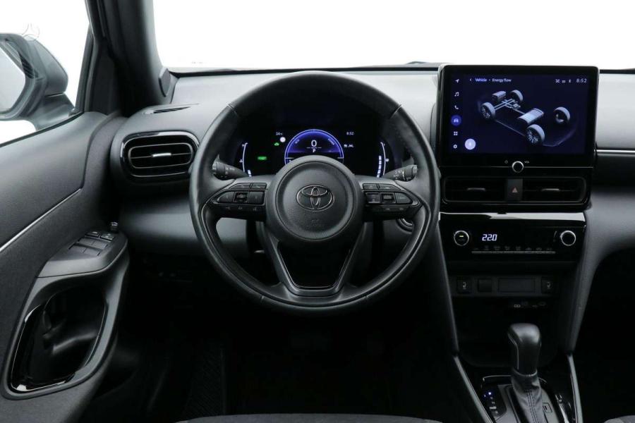 Серый Тойота Yaris Cross 2025 в Вильнюс, объемом двигателя 1.49 л и пробегом 27 тыс. км за 26990 €, фото 9 на AUTOMOTO.COM.LV