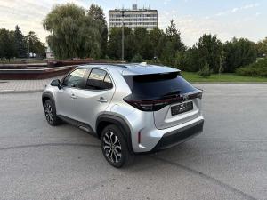 Серый Тойота Yaris Cross 2025 в Алитус, объемом двигателя 1.49 л и пробегом 25 тыс. км за 22500 €, фото 4 на AUTOMOTO.COM.LV