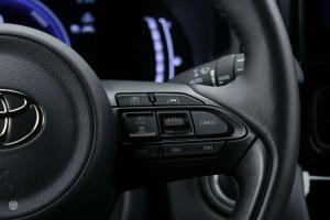 Серый Тойота Yaris Cross 2025 в Вильнюс, объемом двигателя 1.49 л и пробегом 21 тыс. км за 25900 €, фото 27 на AUTOMOTO.COM.LV