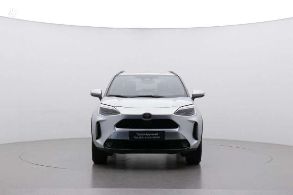 Серый Тойота Yaris Cross 2025 в Вильнюс, объемом двигателя 1.49 л и пробегом 28 тыс. км за 26990 €, фото 7 на AUTOMOTO.COM.LV