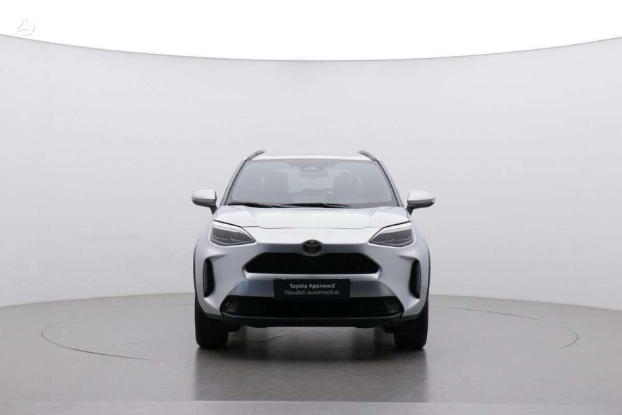 Серый Тойота Yaris Cross 2025 в Вильнюс, объемом двигателя 1.49 л и пробегом 28 тыс. км за 26990 €, фото 7 на AUTOMOTO.COM.LV
