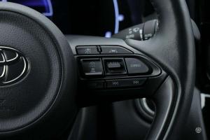 Серый Тойота Yaris Cross 2025 в Вильнюс, объемом двигателя 1.49 л и пробегом 28 тыс. км за 26990 €, фото 27 на AUTOMOTO.COM.LV