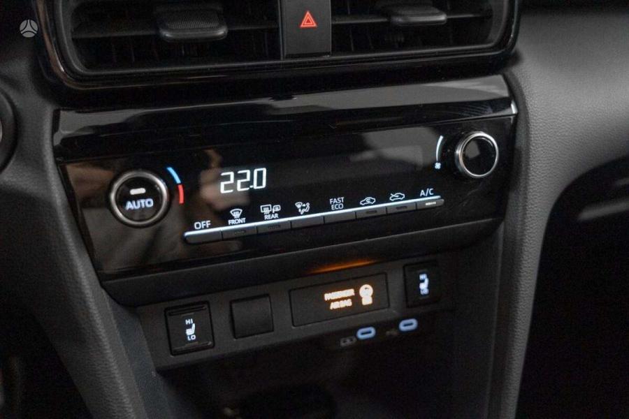Серый Тойота Yaris Cross 2025 в Вильнюс, объемом двигателя 1.50 л и пробегом 38 тыс. км за 24900 €, фото 15 на AUTOMOTO.COM.LV