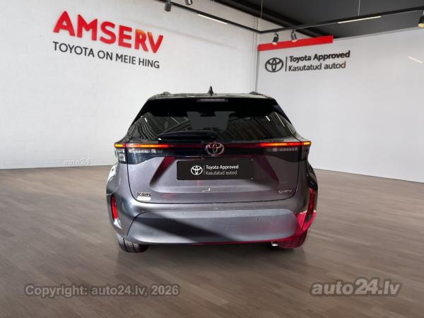Toyota Yaris Cross 2025 Pērnava vietnē Pelēks Toyota Yaris Cross 2025 Pērnava, ar dzinēja tilpumu 1.50 L un nobraukumu 30 tūkst. km par 24490 €, foto 5 vietnē AUTOMOTO.COM.LV