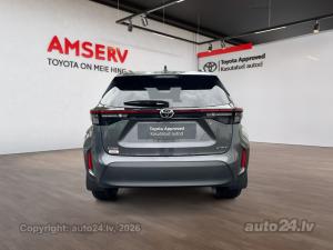 Grey Toyota Yaris Cross 2026 in Paide, with an engine capacity of 1.50 L and mileage of 0 thousand km for 28990 €, photo 5 on AUTOMOTO.COM.LV