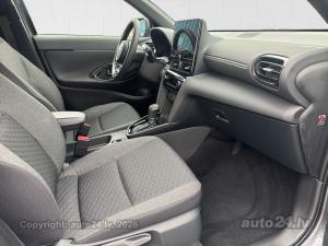 Grey Toyota Yaris Cross 2026 in Paide, with an engine capacity of 1.50 L and mileage of 0 thousand km for 28990 €, photo 7 on AUTOMOTO.COM.LV
