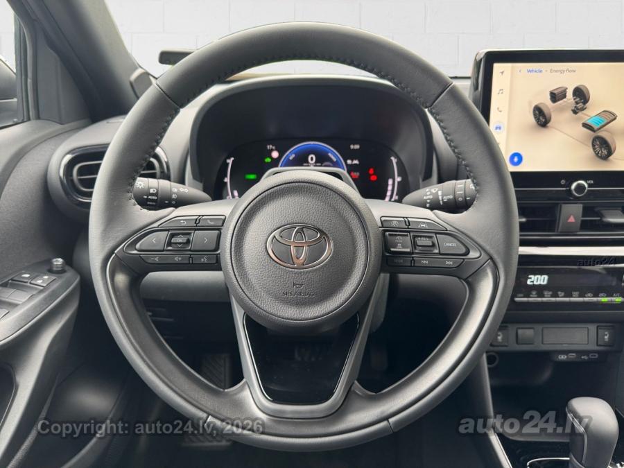 Grey Toyota Yaris Cross 2026 in Paide, with an engine capacity of 1.50 L and mileage of 0 thousand km for 28990 €, photo 13 on AUTOMOTO.COM.LV