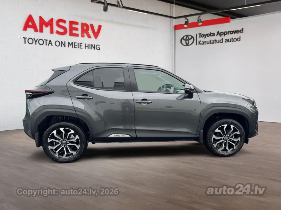 Grey Toyota Yaris Cross 2026 in Paide, with an engine capacity of 1.50 L and mileage of 0 thousand km for 28990 €, photo 17 on AUTOMOTO.COM.LV