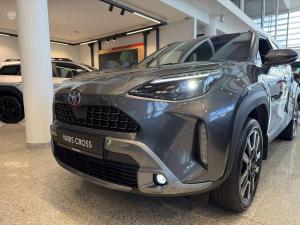 Grey Toyota Yaris Cross 2026 in Siauliai, with an engine capacity of 1.49 L and mileage of 0 thousand km for 31720 €, photo 24 on AUTOMOTO.COM.LV