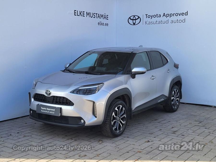 Pelēks Toyota Yaris Cross 2022 Tallina, ar dzinēja tilpumu 1.49 L un nobraukumu 72 tūkst. km par 18995 €, foto 1 vietnē AUTOMOTO.COM.LV