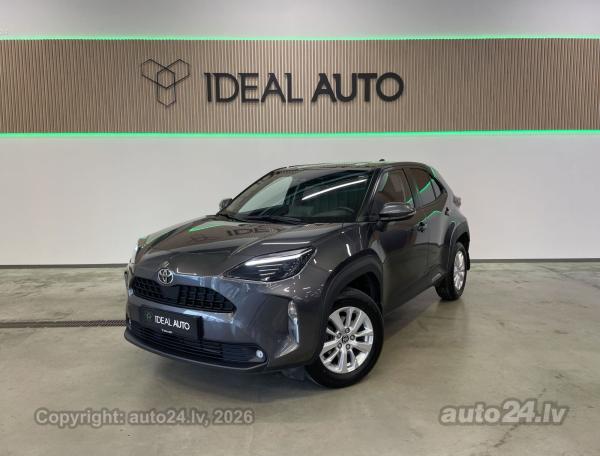 Pelēks Toyota Yaris Cross 2022 Tallina, ar dzinēja tilpumu 1.50 L un nobraukumu 31 tūkst. km par 18490 €, foto 1 vietnē AUTOMOTO.COM.LV