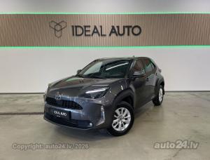 Серый Тойота Yaris Cross 2022 в Таллин, объемом двигателя 1.50 л и пробегом 31 тыс. км за 18490 €, фото  на AUTOMOTO.COM.LV