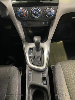 Pelēks Toyota Yaris Cross 2022 Tallina, ar dzinēja tilpumu 1.50 L un nobraukumu 31 tūkst. km par 18490 €, foto 19 vietnē AUTOMOTO.COM.LV