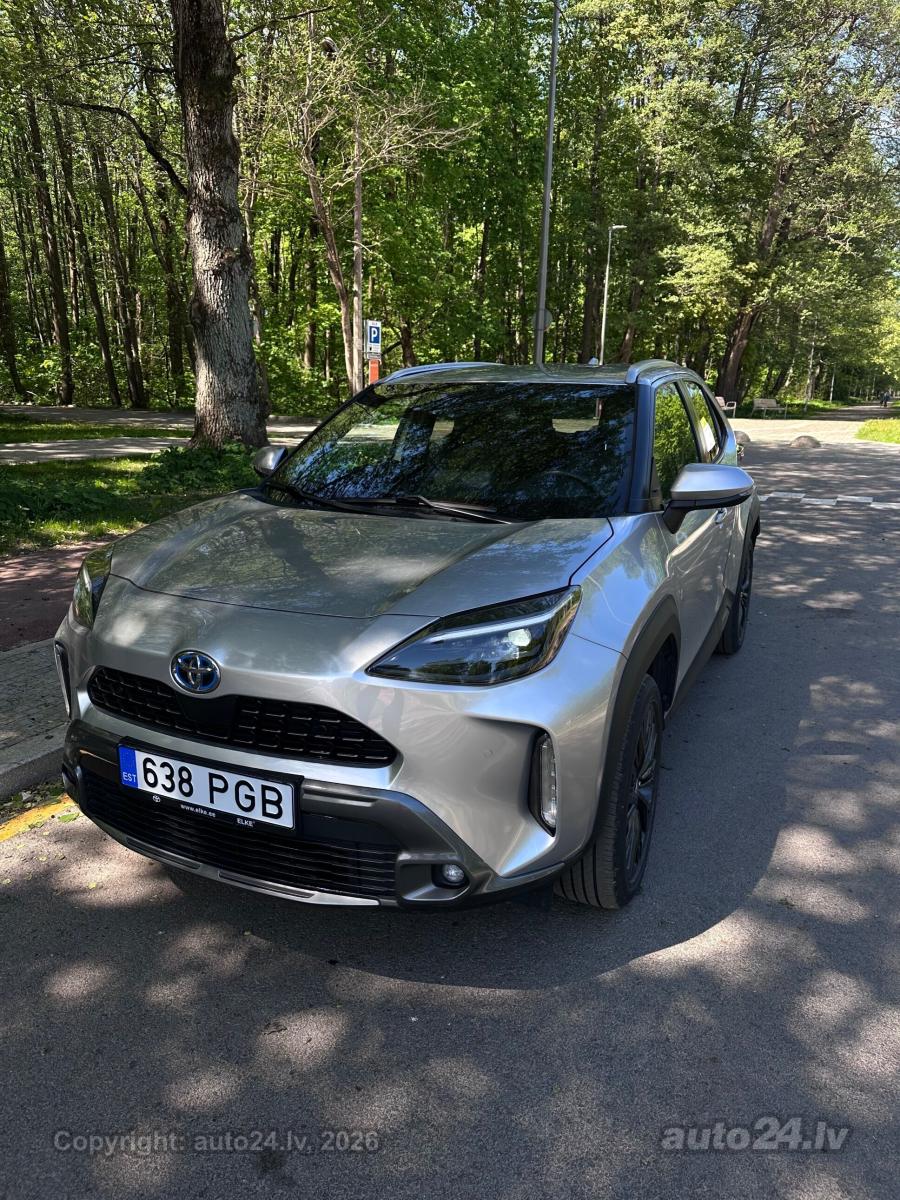 Серый Тойота Yaris Cross 2022 в Таллин, объемом двигателя 1.50 л и пробегом 20 тыс. км за 26900 €, фото 4 на AUTOMOTO.COM.LV