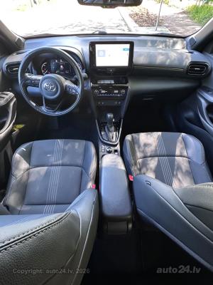Серый Тойота Yaris Cross 2022 в Таллин, объемом двигателя 1.50 л и пробегом 20 тыс. км за 26900 €, фото 11 на AUTOMOTO.COM.LV