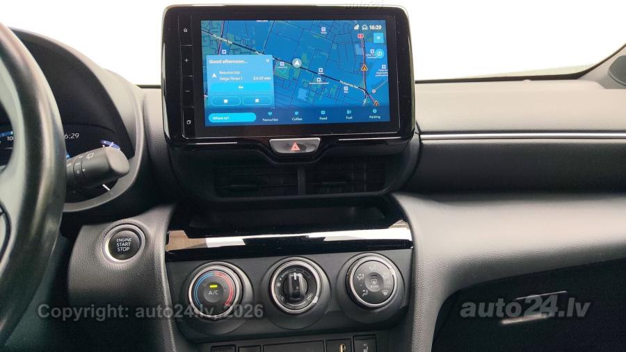 Серый Тойота Yaris Cross 2022 в Таллин, объемом двигателя 1.49 л и пробегом 99 тыс. км за 19300 €, фото 14 на AUTOMOTO.COM.LV