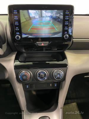 Серый Тойота Yaris Cross 2022 в Таллин, объемом двигателя 1.50 л и пробегом 35 тыс. км за 18990 €, фото 17 на AUTOMOTO.COM.LV