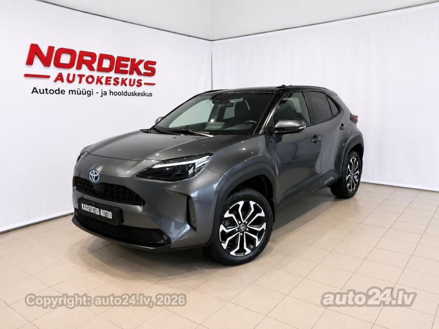 Pelēks Toyota Yaris Cross 2022 Tallina, ar dzinēja tilpumu 1.50 L un nobraukumu 87 tūkst. km par 20490 €, foto 1 vietnē AUTOMOTO.COM.LV