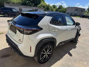 Pelēks Toyota Yaris Cross 2024 Gargždai, ar dzinēja tilpumu 0.00 L un nobraukumu 76 tūkst. km par 14500 €, foto 5 vietnē AUTOMOTO.COM.LV